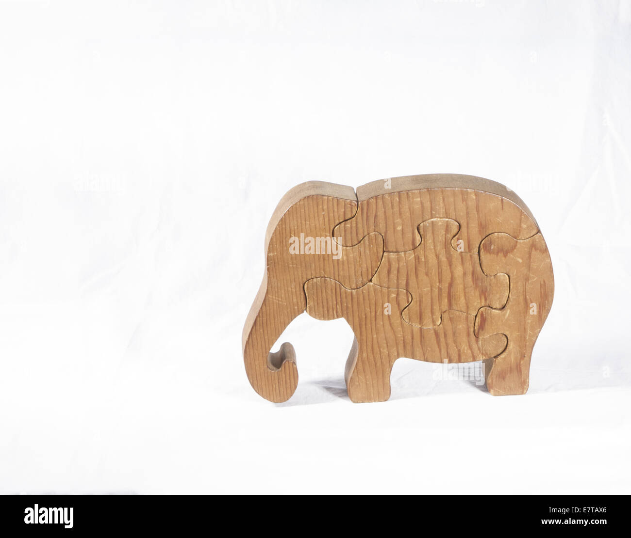 Wooden block, stand up elephant puzzle Stock Photo - Alamy