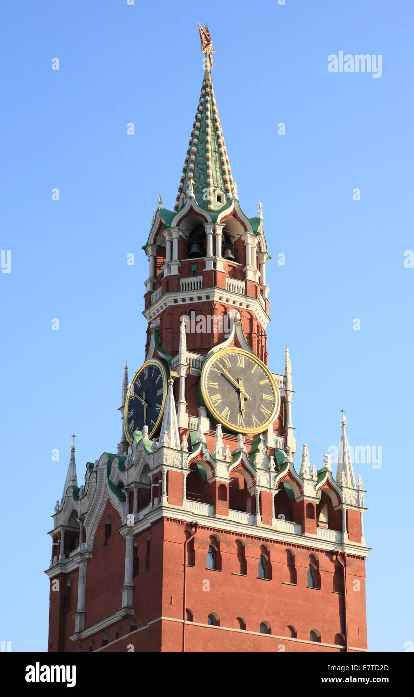 Kremlin tower on sky background in city center Stock Photo - Alamy