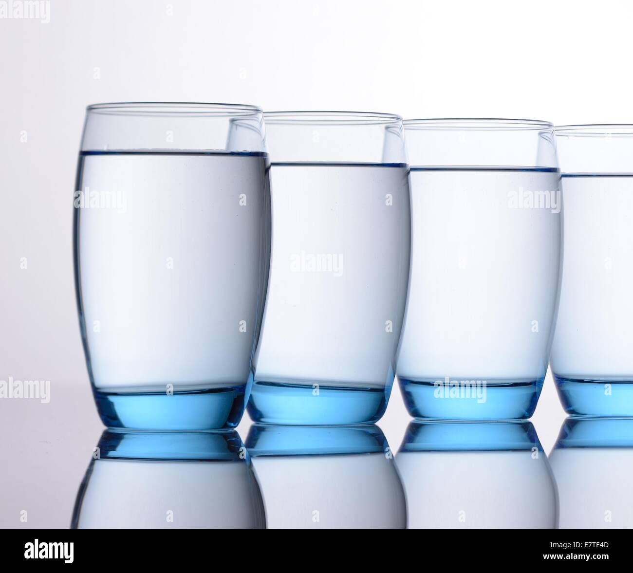 Bubbles water cup hi-res stock photography and images - Alamy