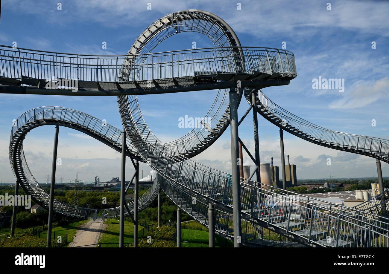 The walkable sculpture 'Tiger and Turtle - Magic Mountain', by Ulrich ...