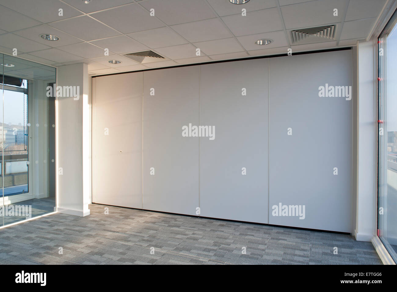 Partition hi-res stock photography and images - Alamy