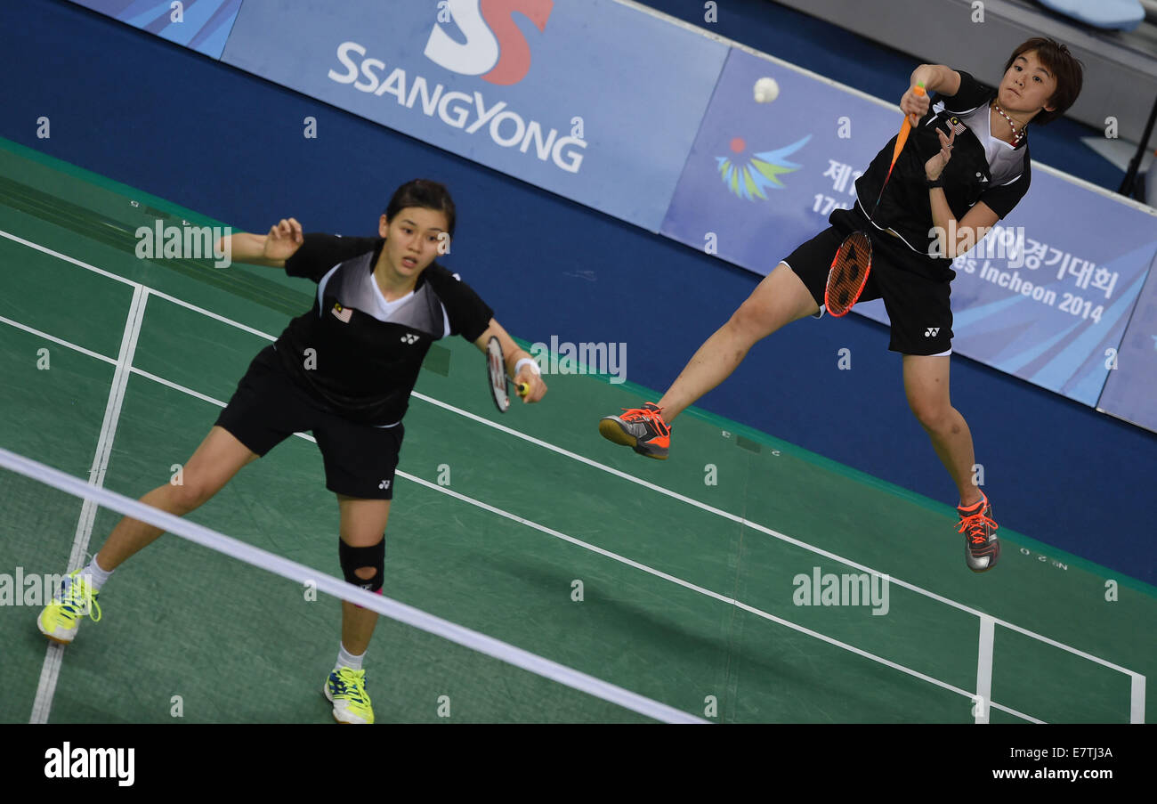 Incheon, South Korea. 24th Sep, 2014. Hoo Vivian Kah Mun and Woon Khe ...