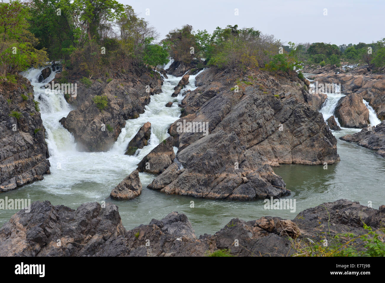 Waterfall in Don Khon, Si Phan Don, Laos Stock Photo - Alamy