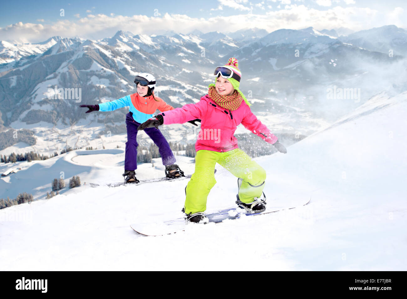 Snowboarding hi-res stock photography and images - Alamy