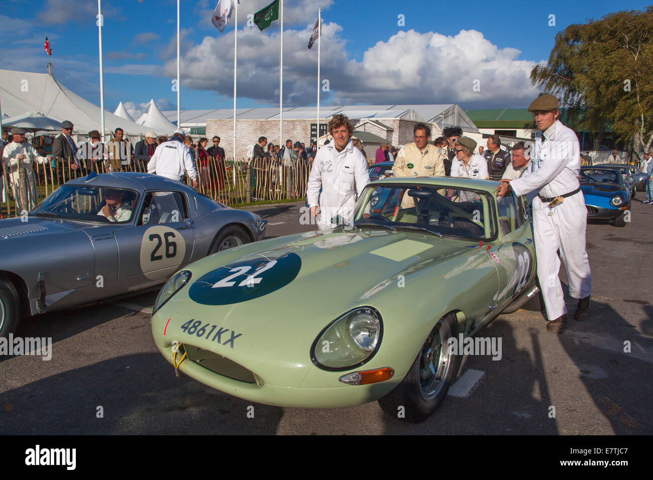 Classical english car hi-res stock photography and images - Alamy