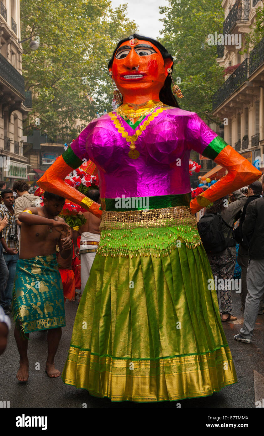 Parade honoring the Indian god, Ganesh, in Paris Stock Photo - Alamy