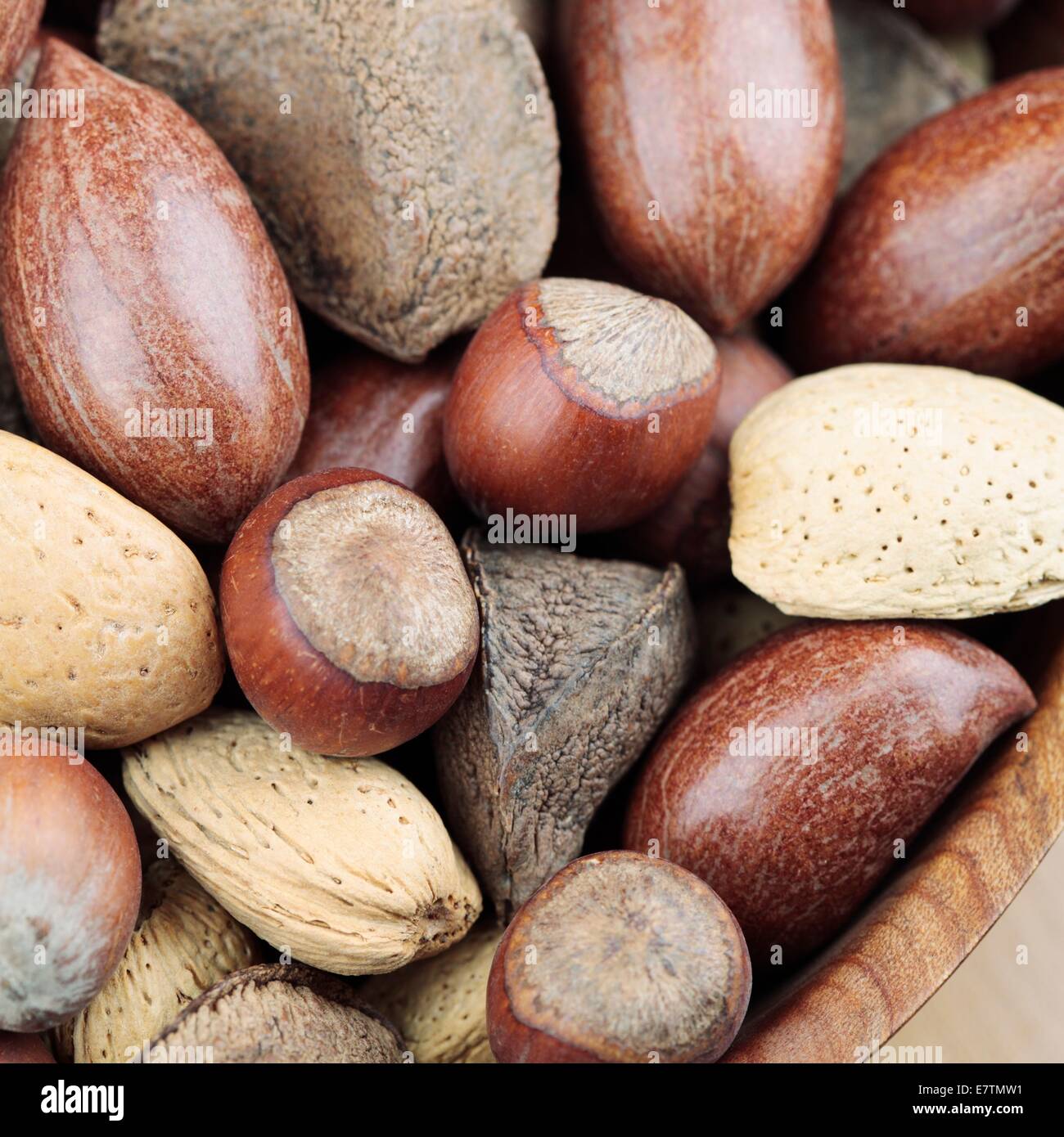 Nuts in shells hi-res stock photography and images - Alamy
