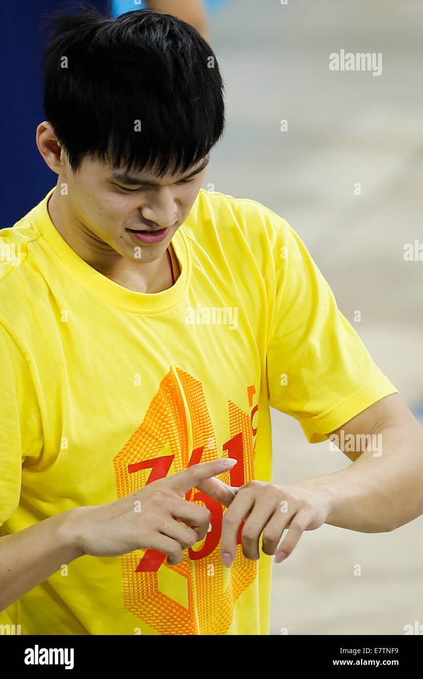 Incheon, South Korea. 24th Sep, 2014. Sun Yang of China checks the ...