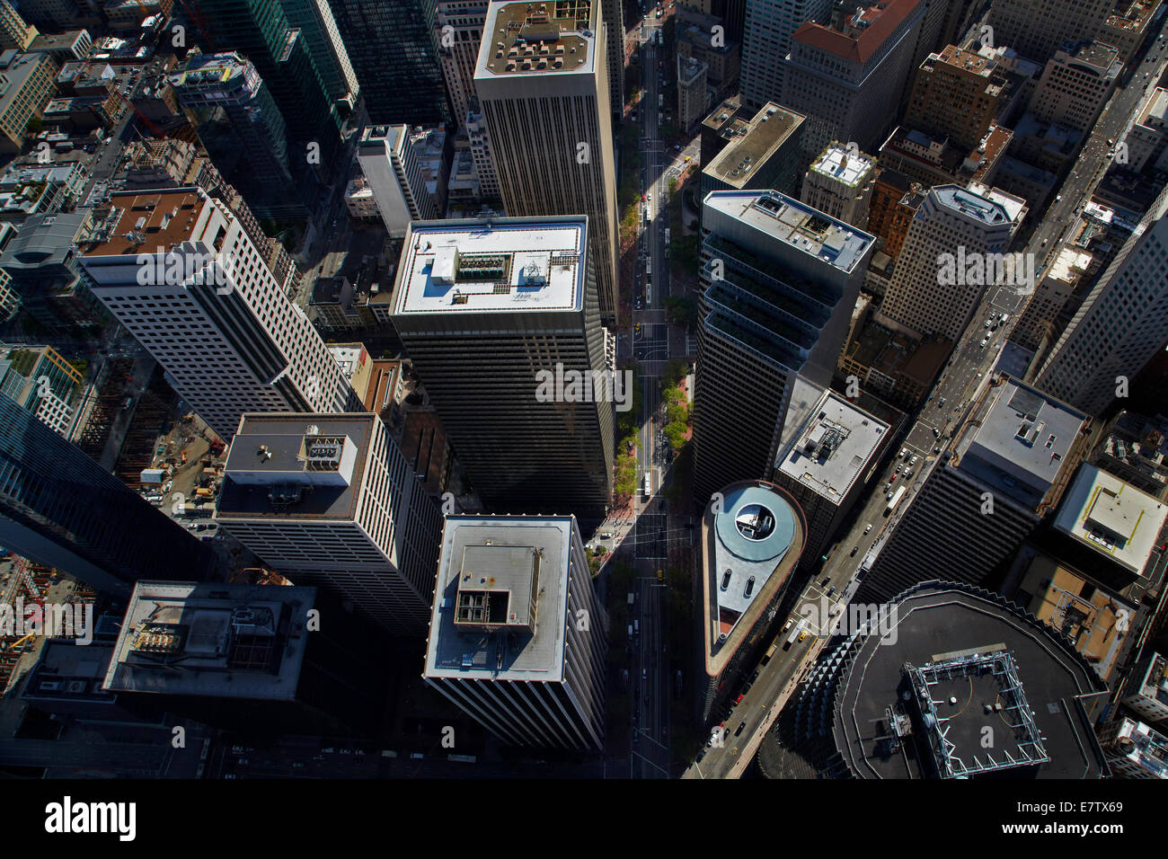 Looking down onto skyscrapers, Market Street and Pine Street, in the ...