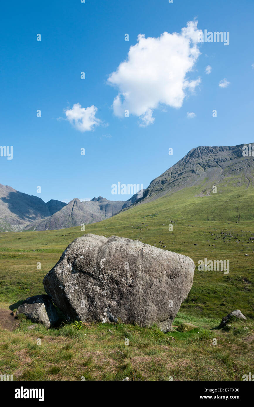 Cullins skye hi-res stock photography and images - Alamy