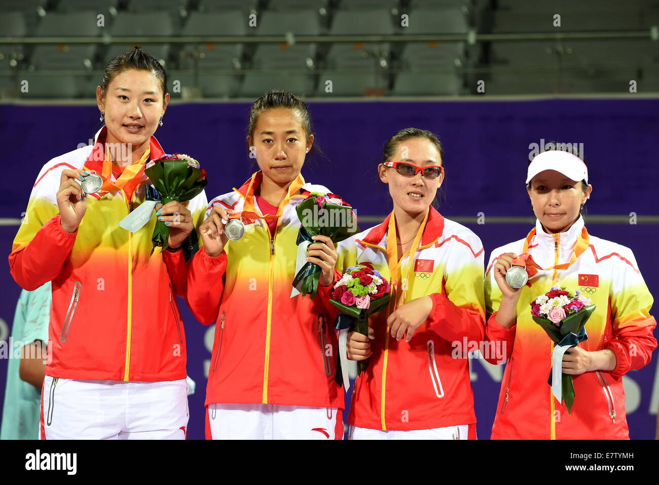 Incheon, South Korea. 24th Sep, 2014. Duan Yingying, Zhang Shuai, Zheng ...