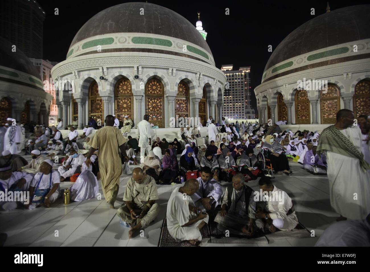 Mecca, Mecca, Saudi Arabia. 23rd Sep, 2014. Muslim pilgrims walk ...