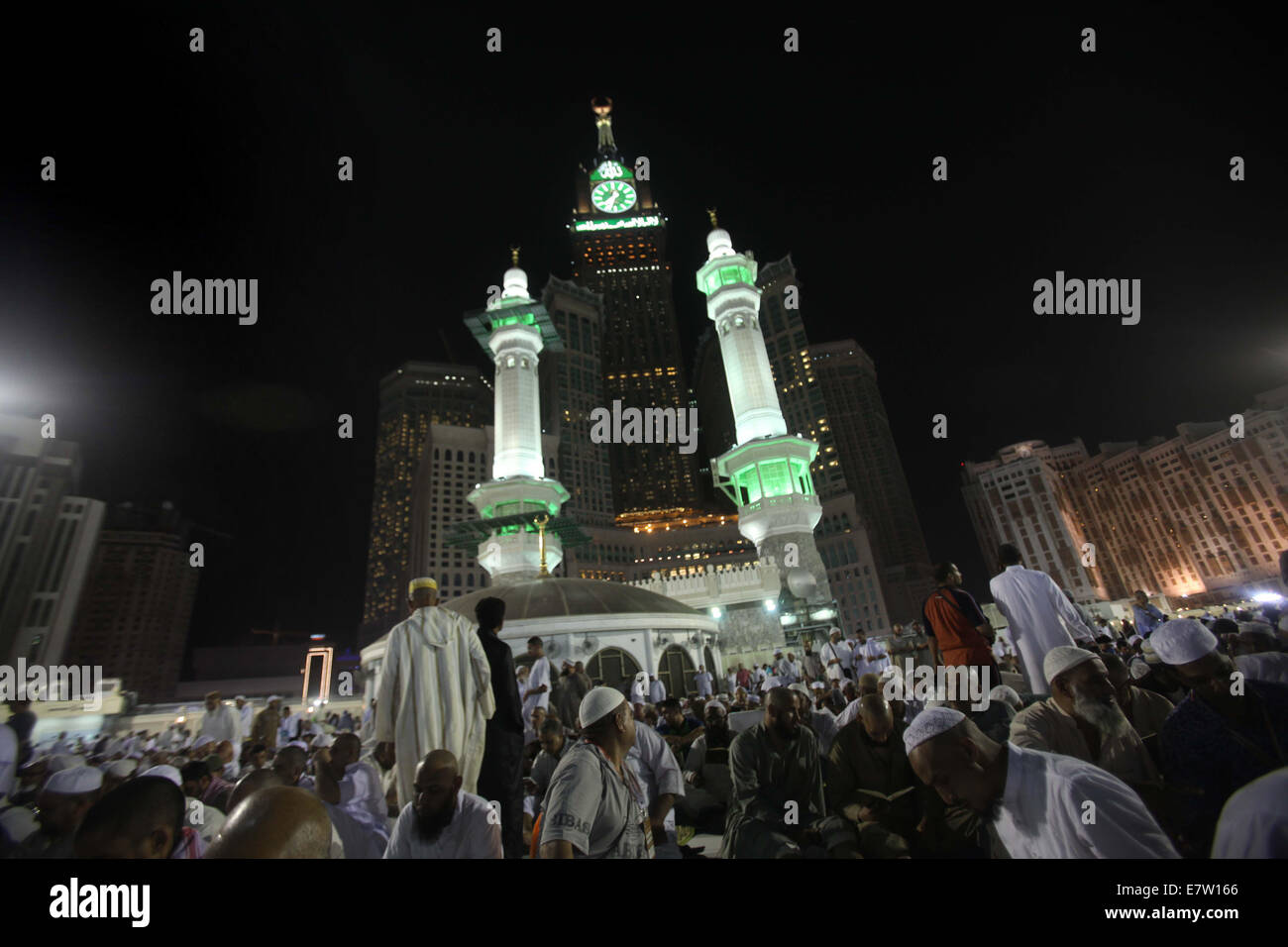 Mecca, Mecca, Saudi Arabia. 23rd Sep, 2014. Muslim pilgrims walk ...