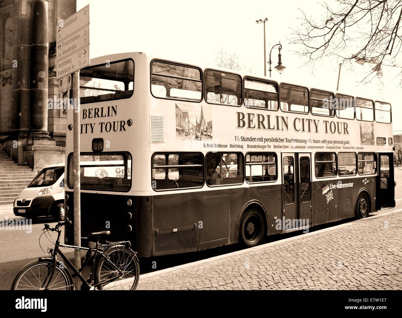 Vintage tour bus in Berlin Stock Photo - Alamy