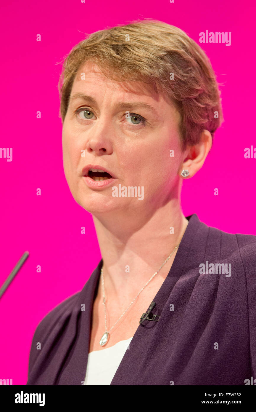 Yvette cooper hi-res stock photography and images - Alamy