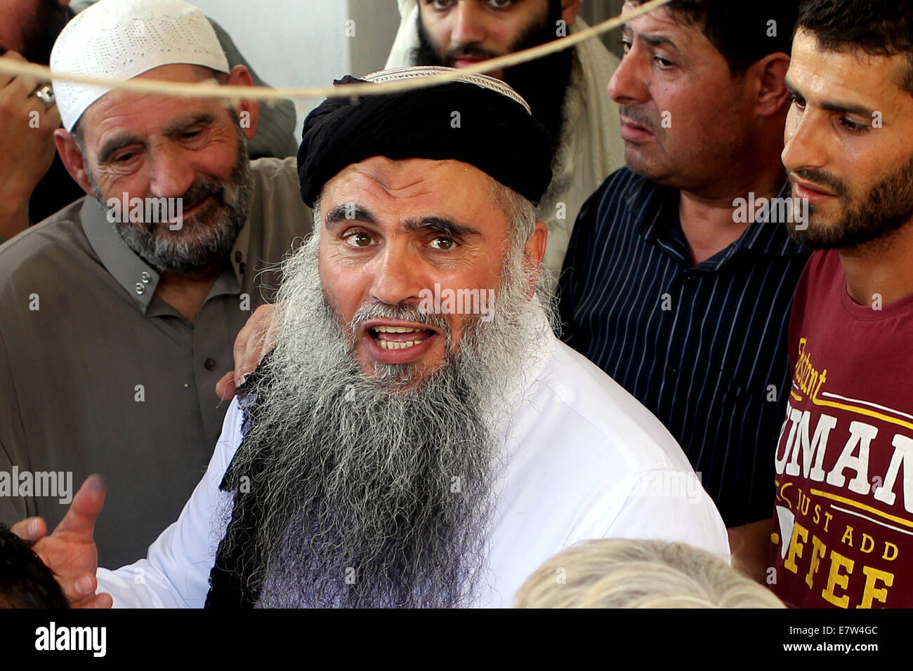 Muslim lawyer in court hi-res stock photography and images - Alamy