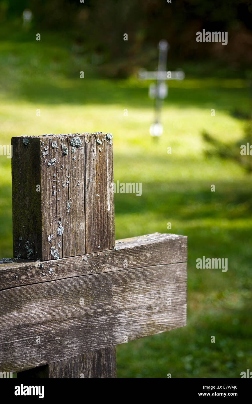 Crosses at graveyard Stock Photo - Alamy