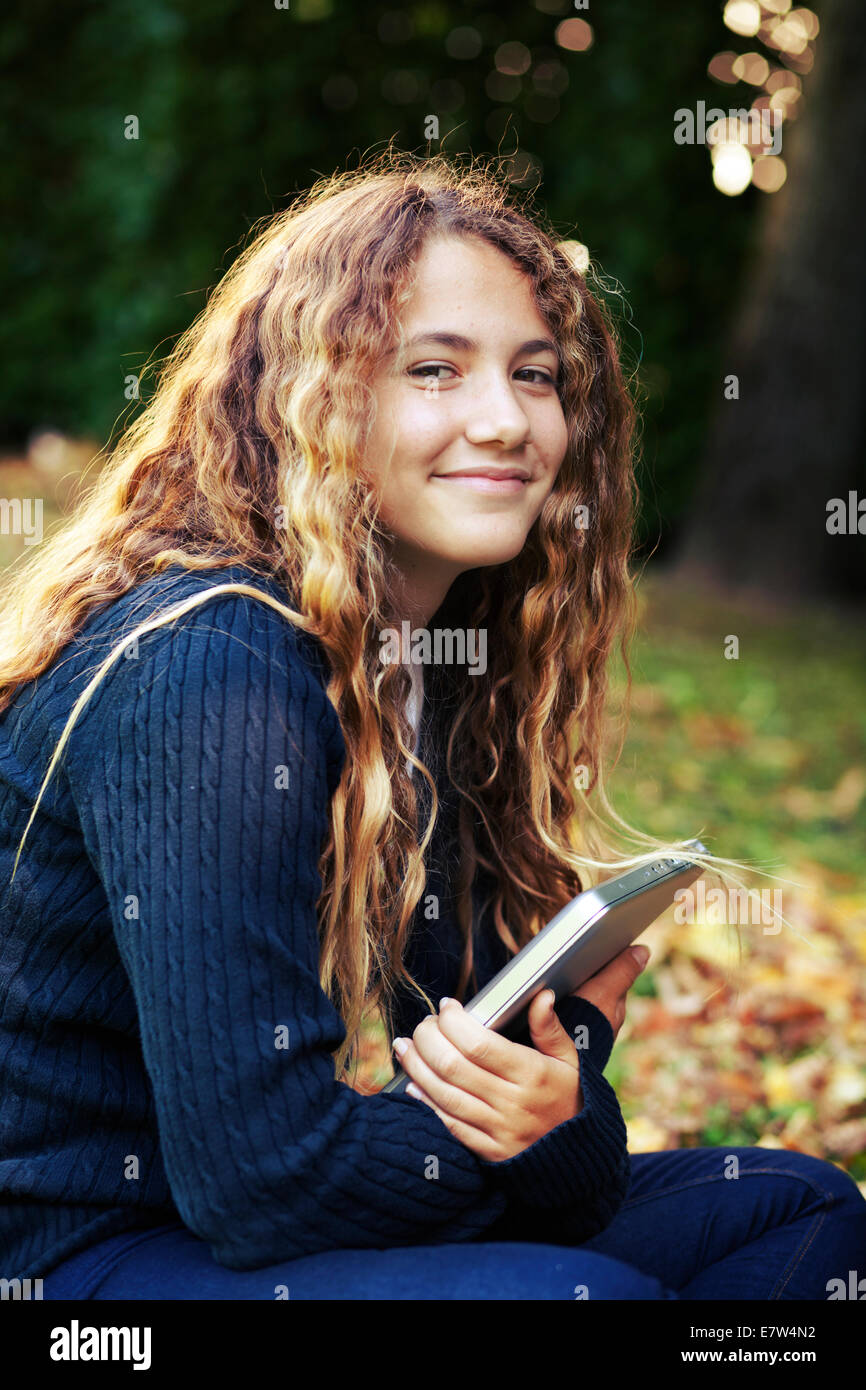 Girl 15 years old hi-res stock photography and images - Alamy