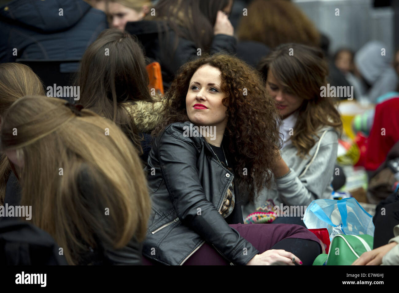 Fans waiting outside Ziggo Dome ahead of Beyonce's sold-out concert ...