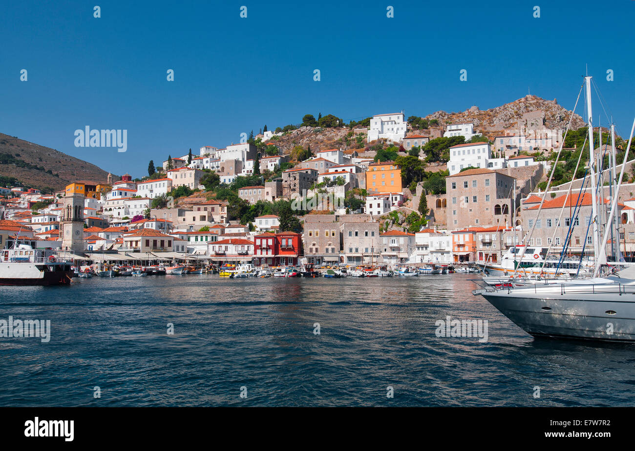 The island of hidra hi-res stock photography and images - Alamy