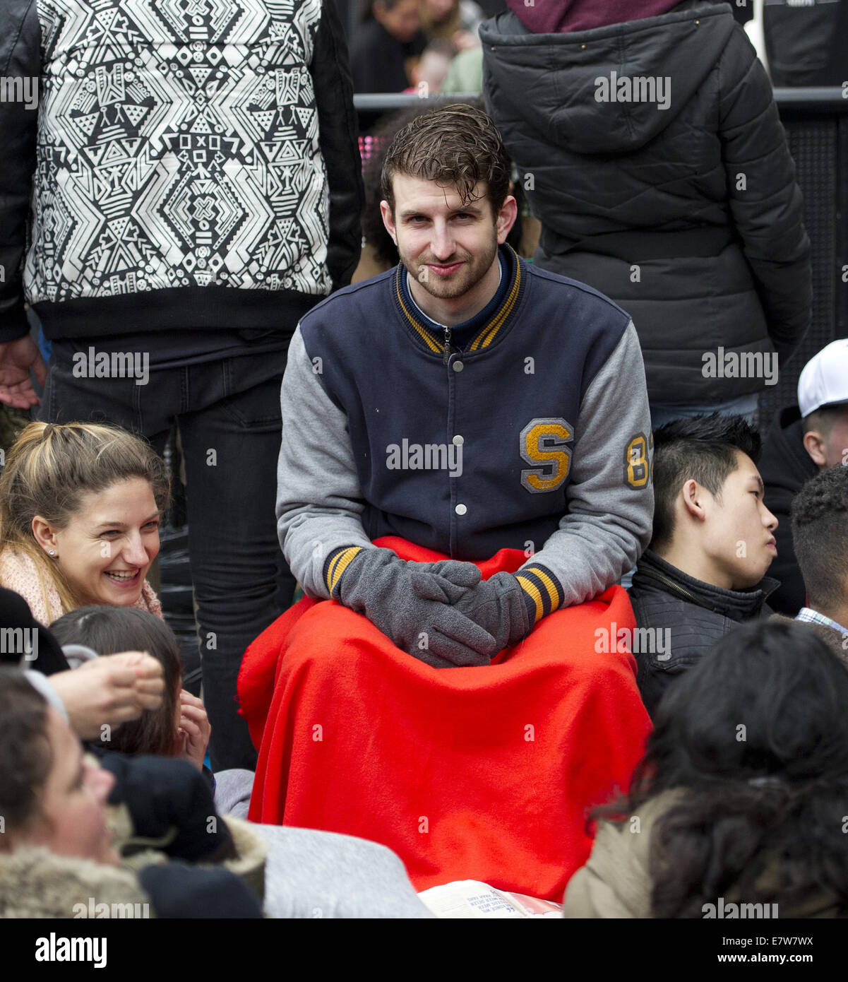 Fans waiting outside Ziggo Dome ahead of Beyonce's sold-out concert ...