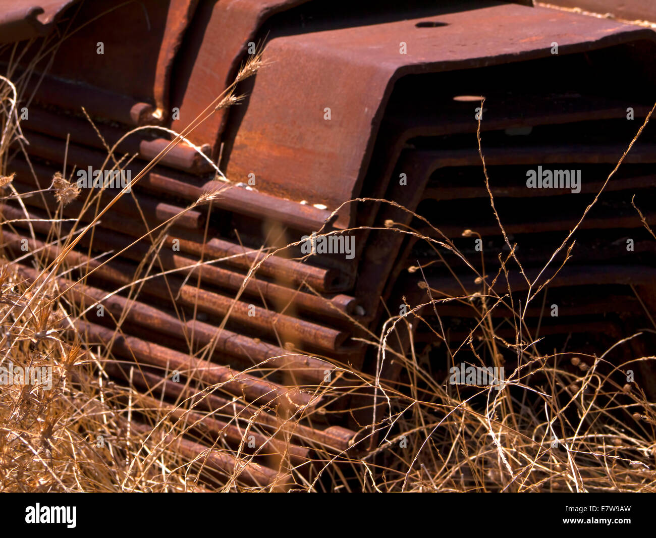 Rusty girders hi-res stock photography and images - Alamy