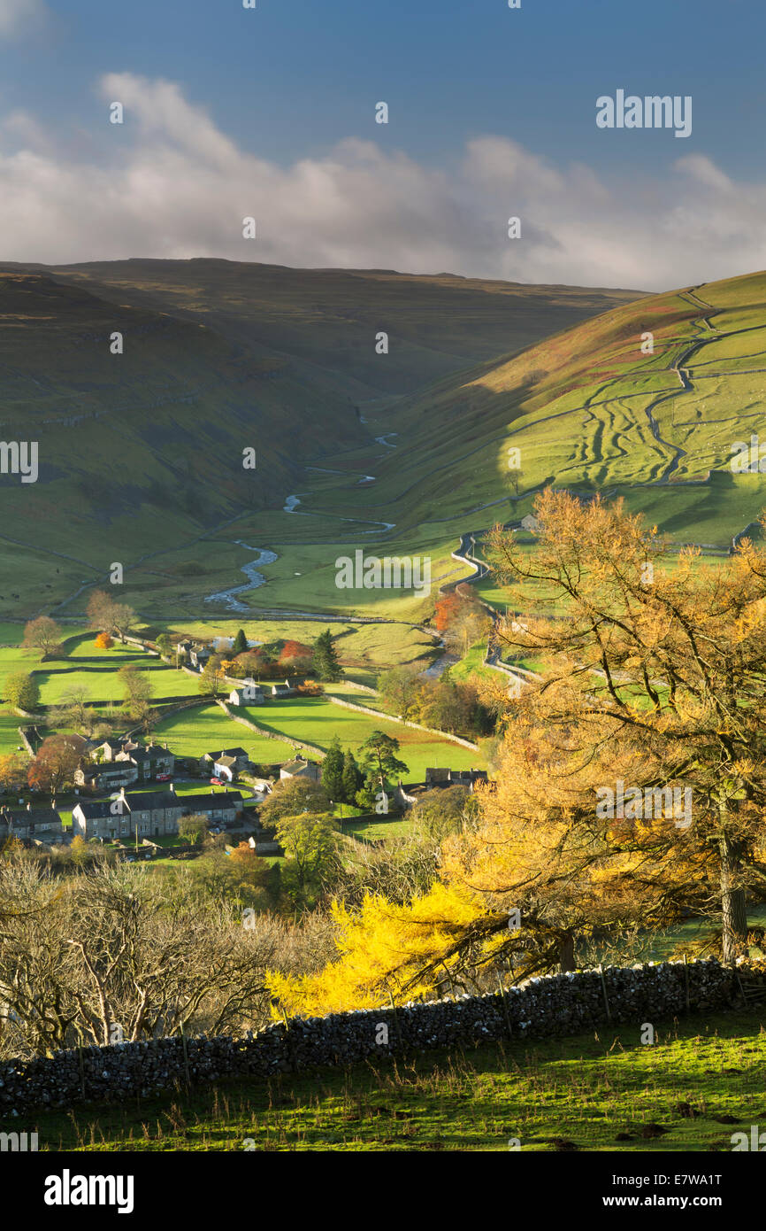 Arncliffe littondale yorkshire dales national park hi-res stock ...