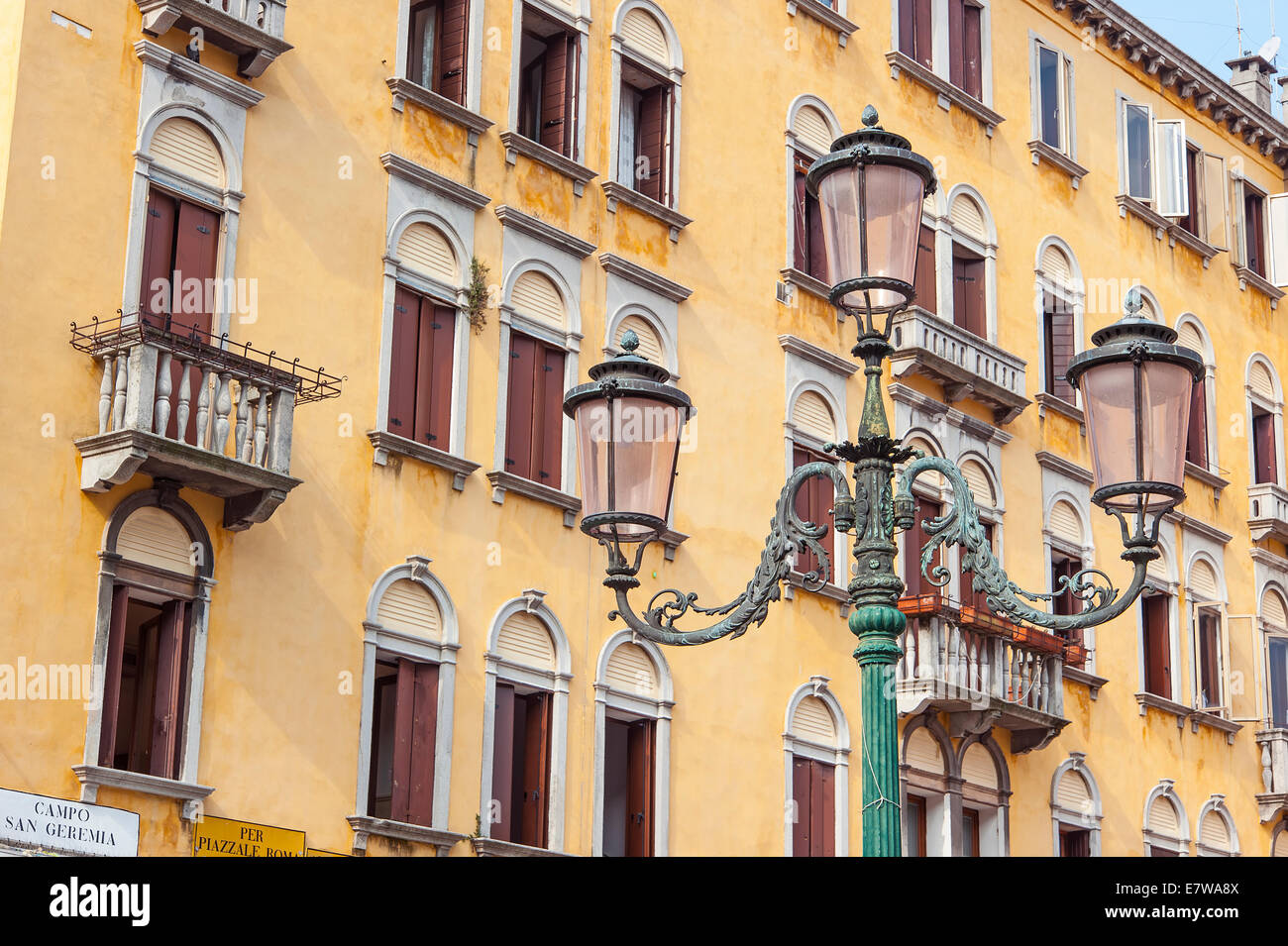 Lamp Post Of Venice High Resolution Stock Photography and Images - Alamy