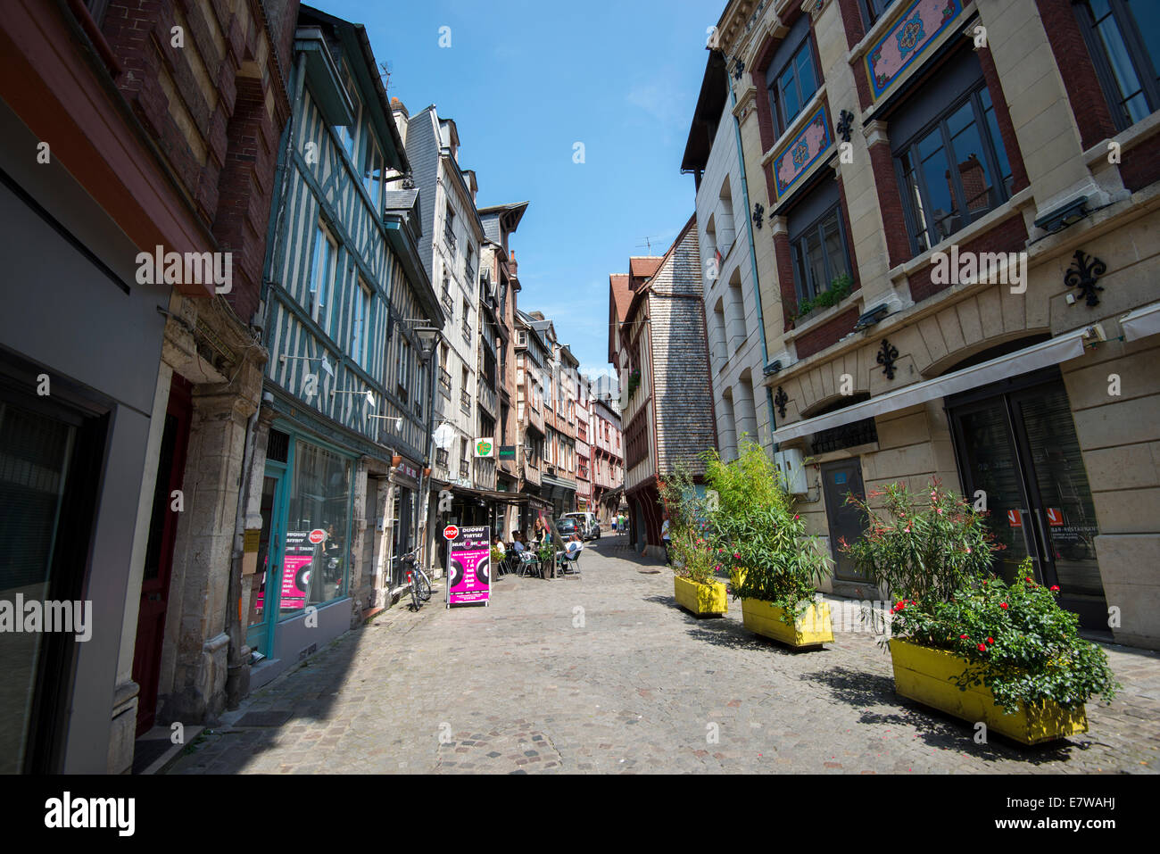 Rouen buildings hi-res stock photography and images - Alamy