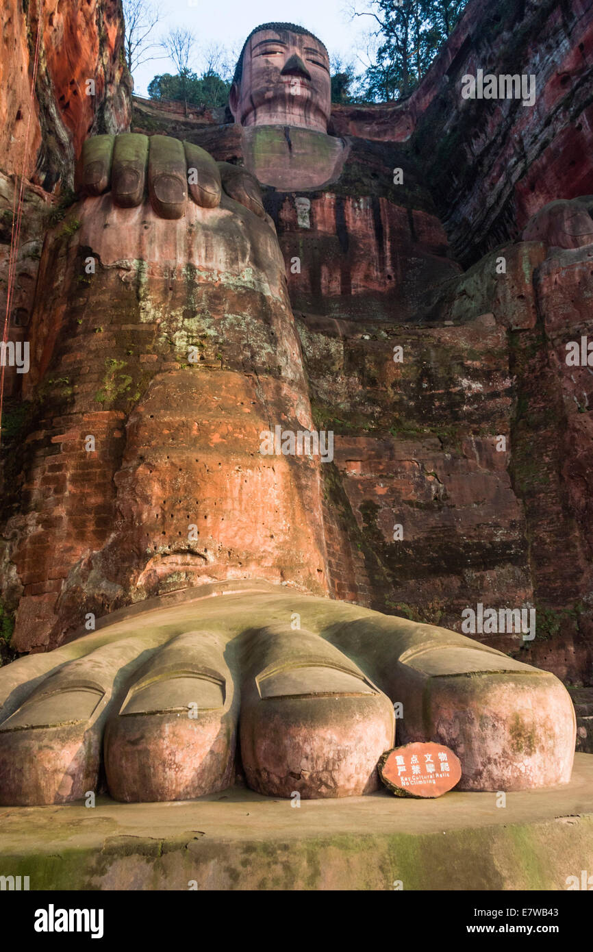 Leshan Giant Buddha, the largest stone Buddha in the world Sichuan ...