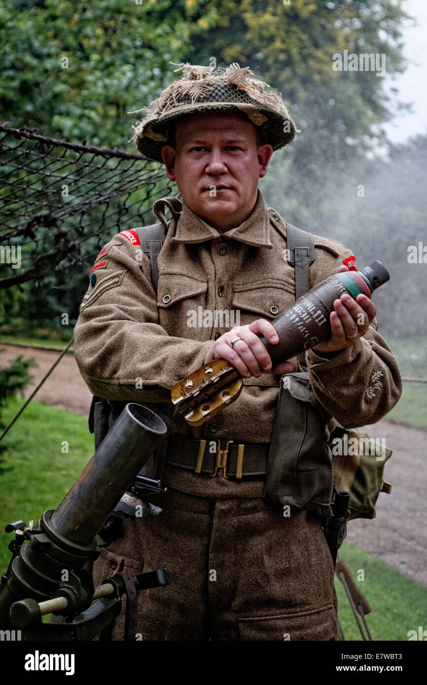 Corporal Nobbs 1st Btn Ox & Bucks Light Infantry demonstrates British ...