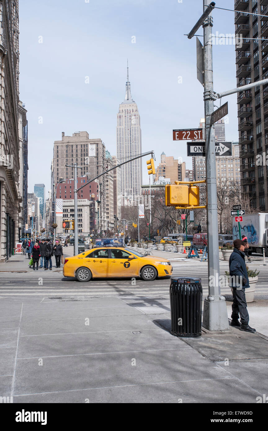Nyc scene hi-res stock photography and images - Alamy