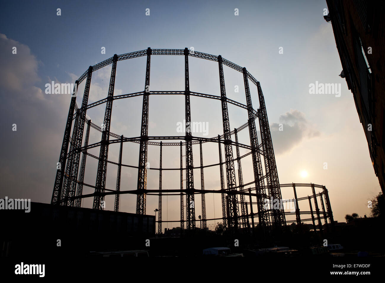 Empty gasometer hi-res stock photography and images - Alamy