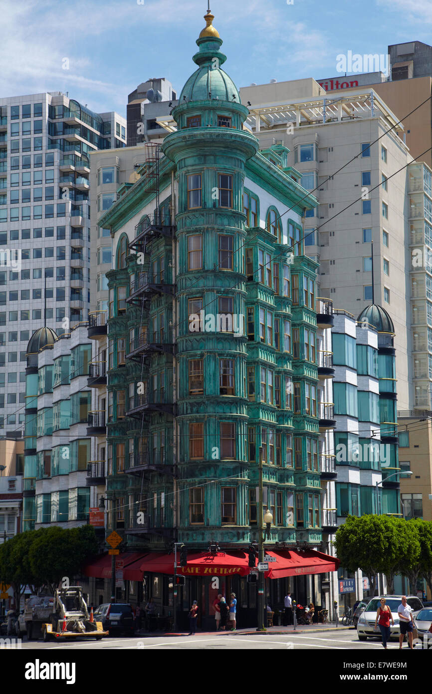 Copper green Columbus Tower (aka Sentinel Building, 1907), downtown San ...