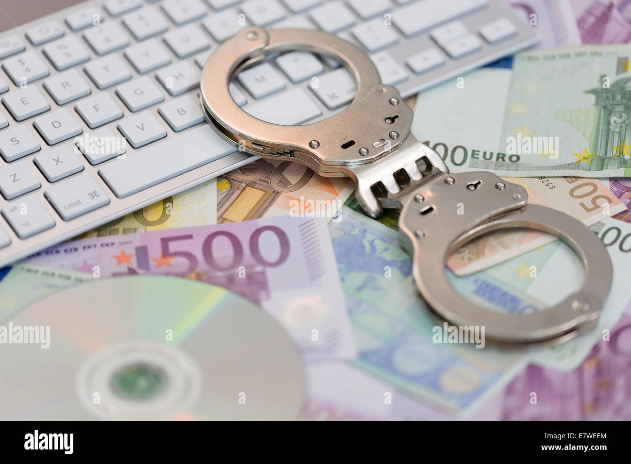Cybercrime law hi-res stock photography and images - Alamy