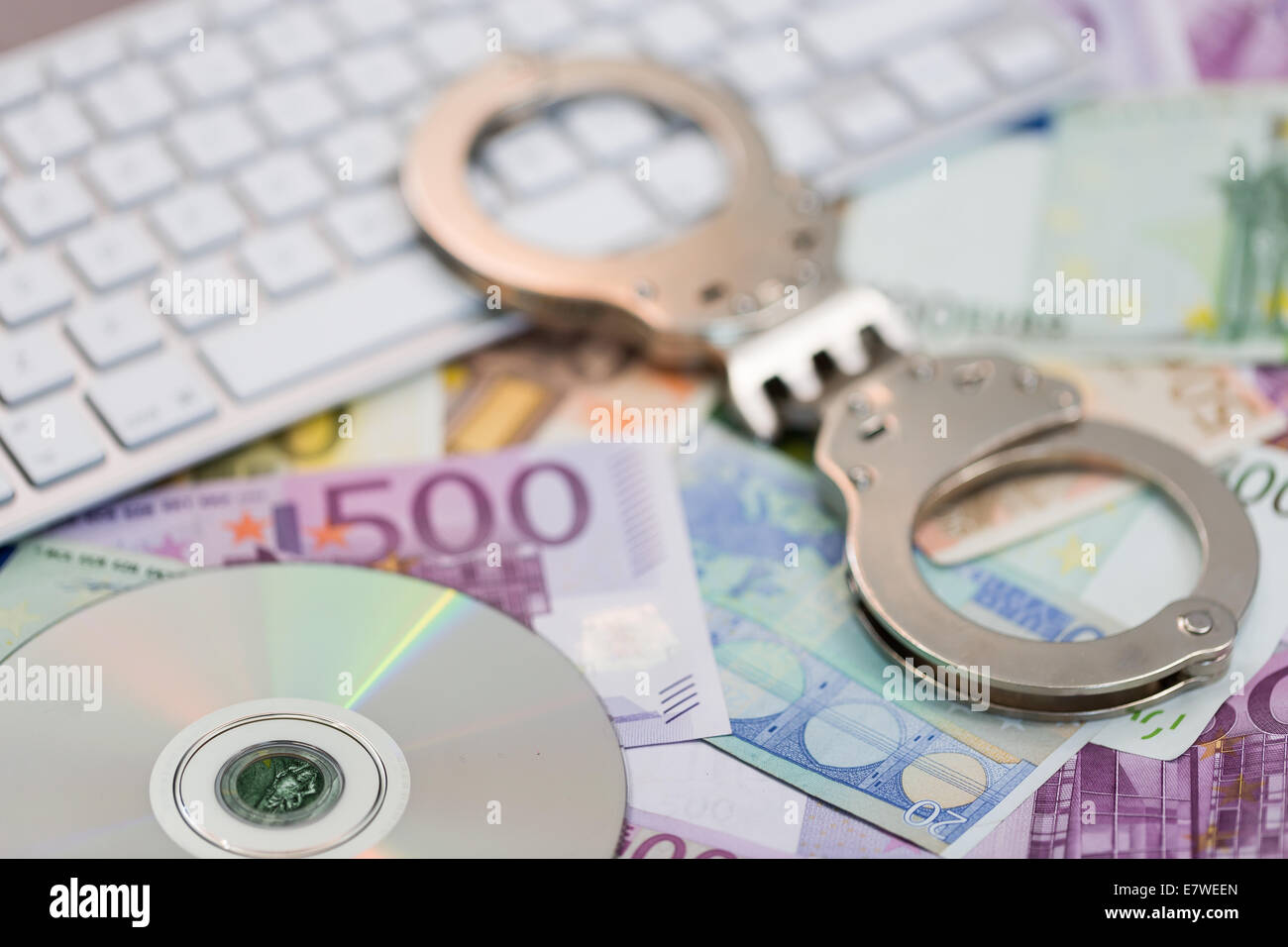 Cybercrime law hi-res stock photography and images - Alamy
