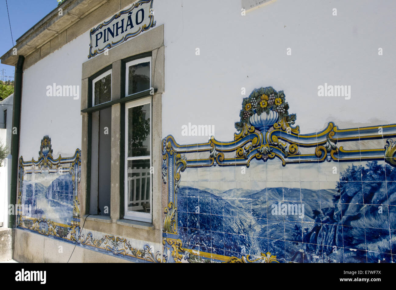 Pinhao train station in the Douro Valley, Portugal Stock Photo - Alamy