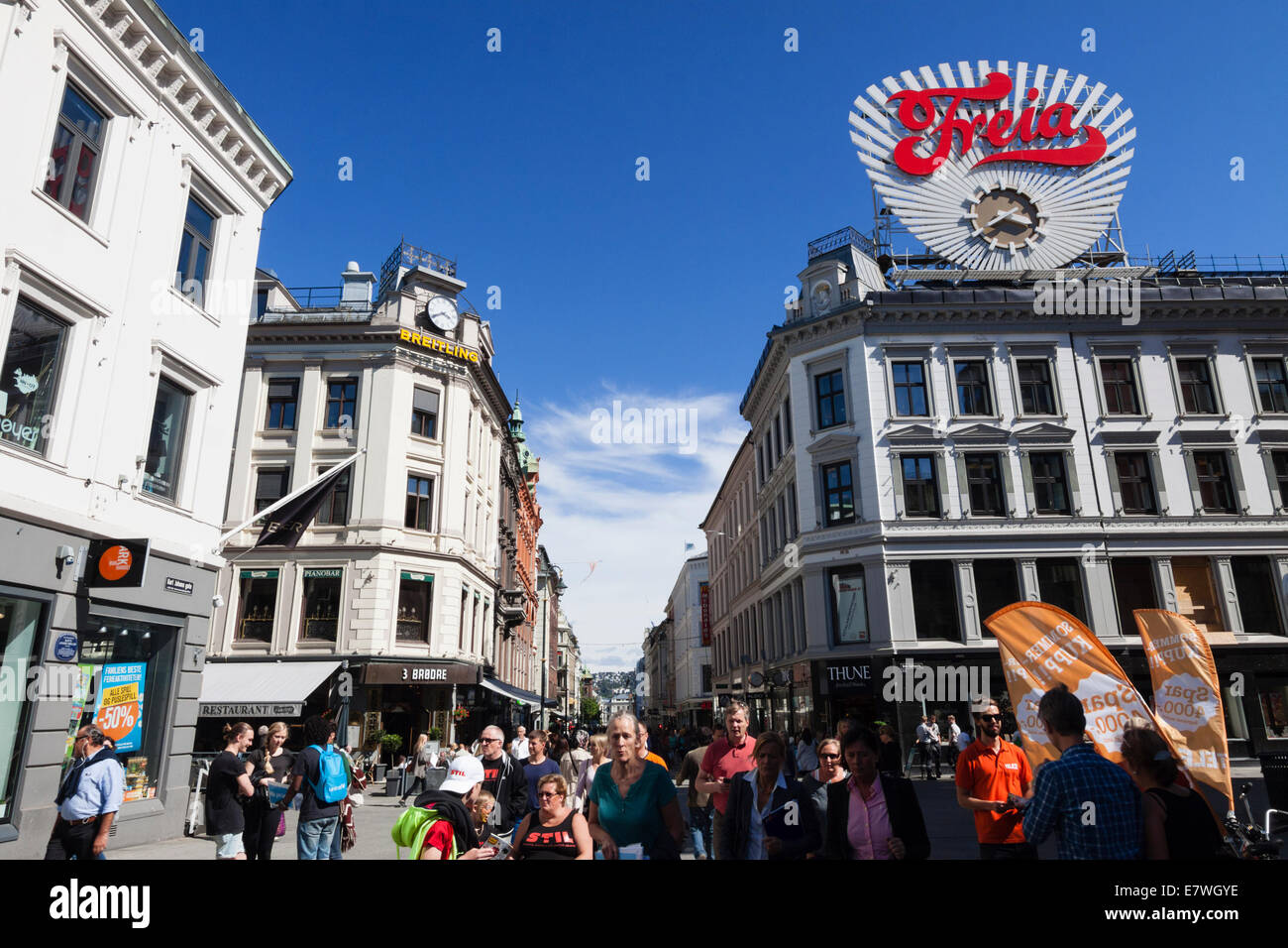 Karl Johans gate, Oslo´s main street, Norway Stock Photo - Alamy