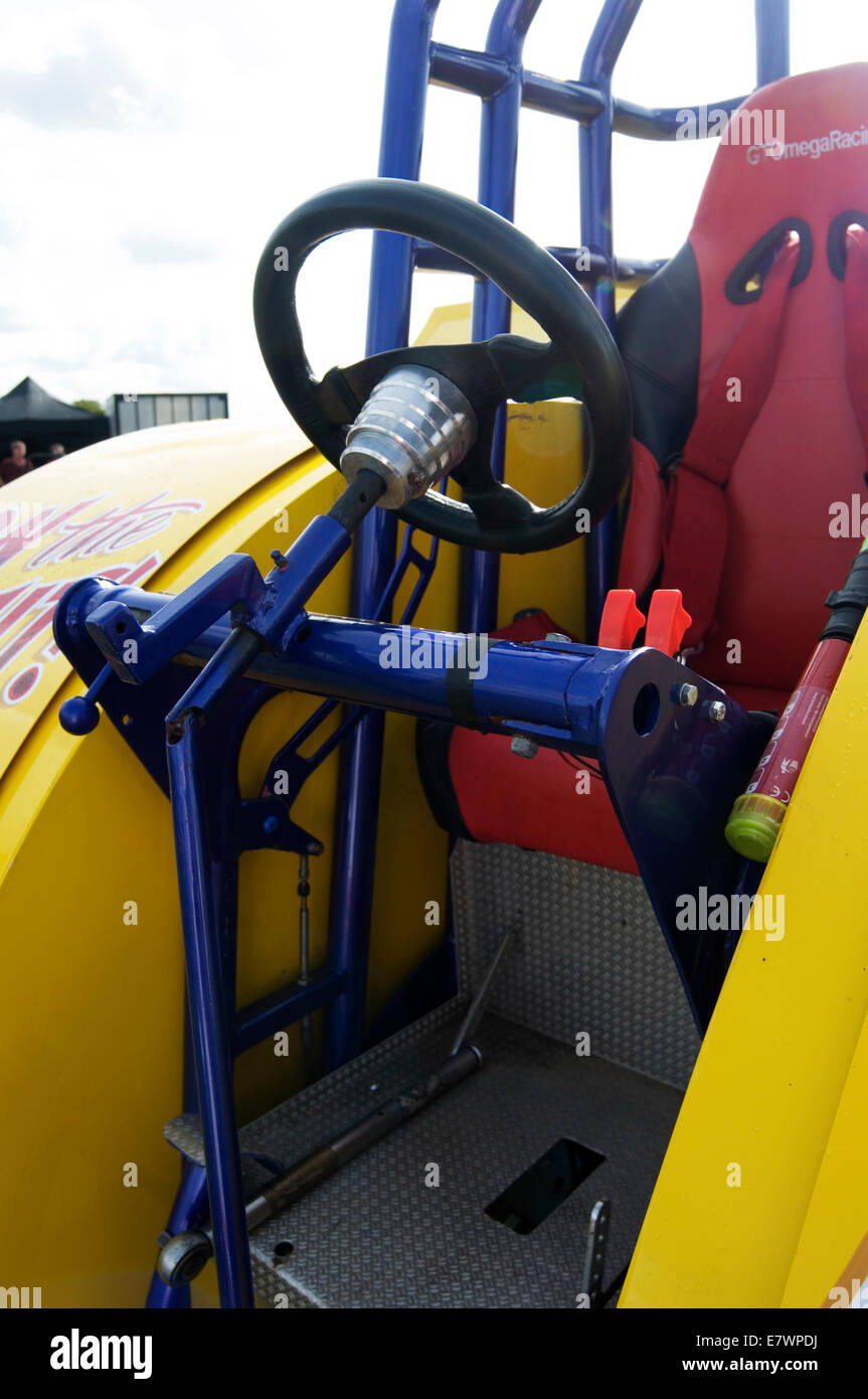 tractor puller pulling pullers Stock Photo - Alamy