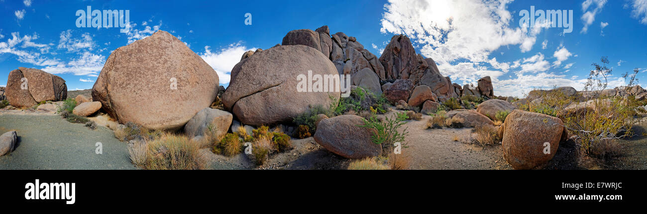 Split boulders hi-res stock photography and images - Alamy