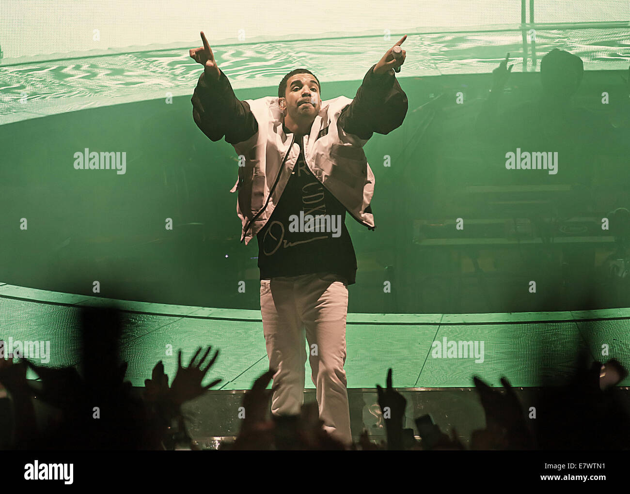 Drake performs live at the Liverpool Echo Arena Featuring: Drake Where ...