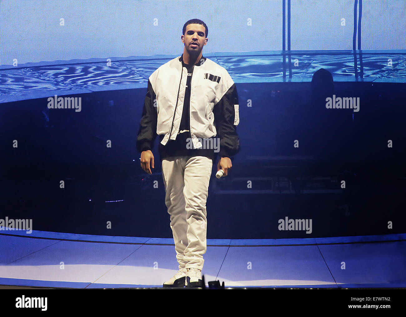 Drake performs live at the Liverpool Echo Arena Featuring: Drake Where ...