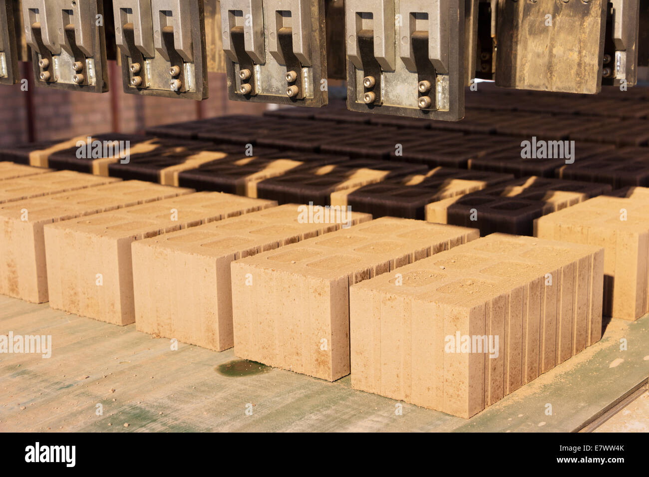 Forming technology hi-res stock photography and images - Alamy