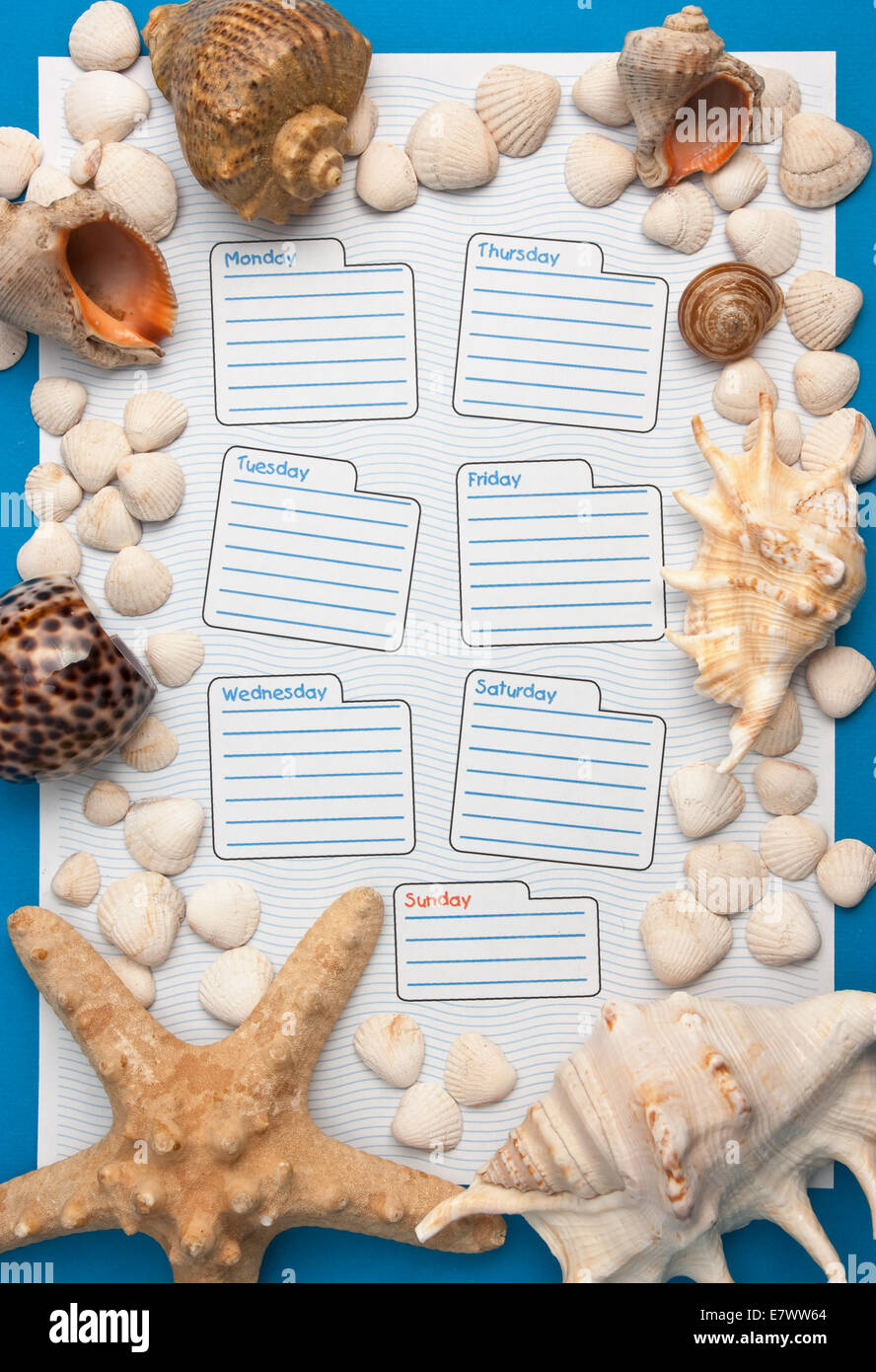 Weekly calendar hi-res stock photography and images - Alamy