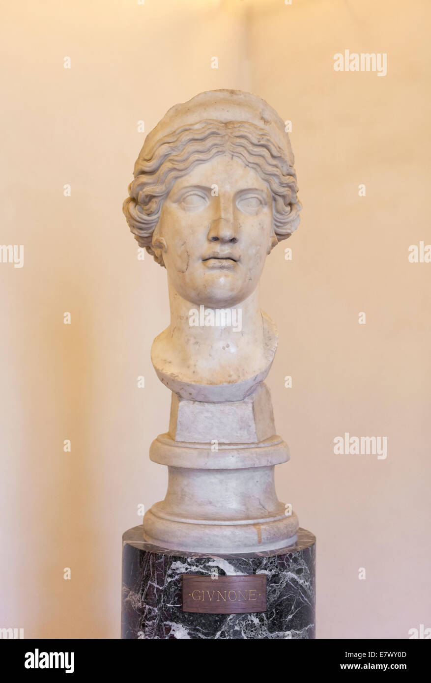 Hera sculpture hi-res stock photography and images - Alamy