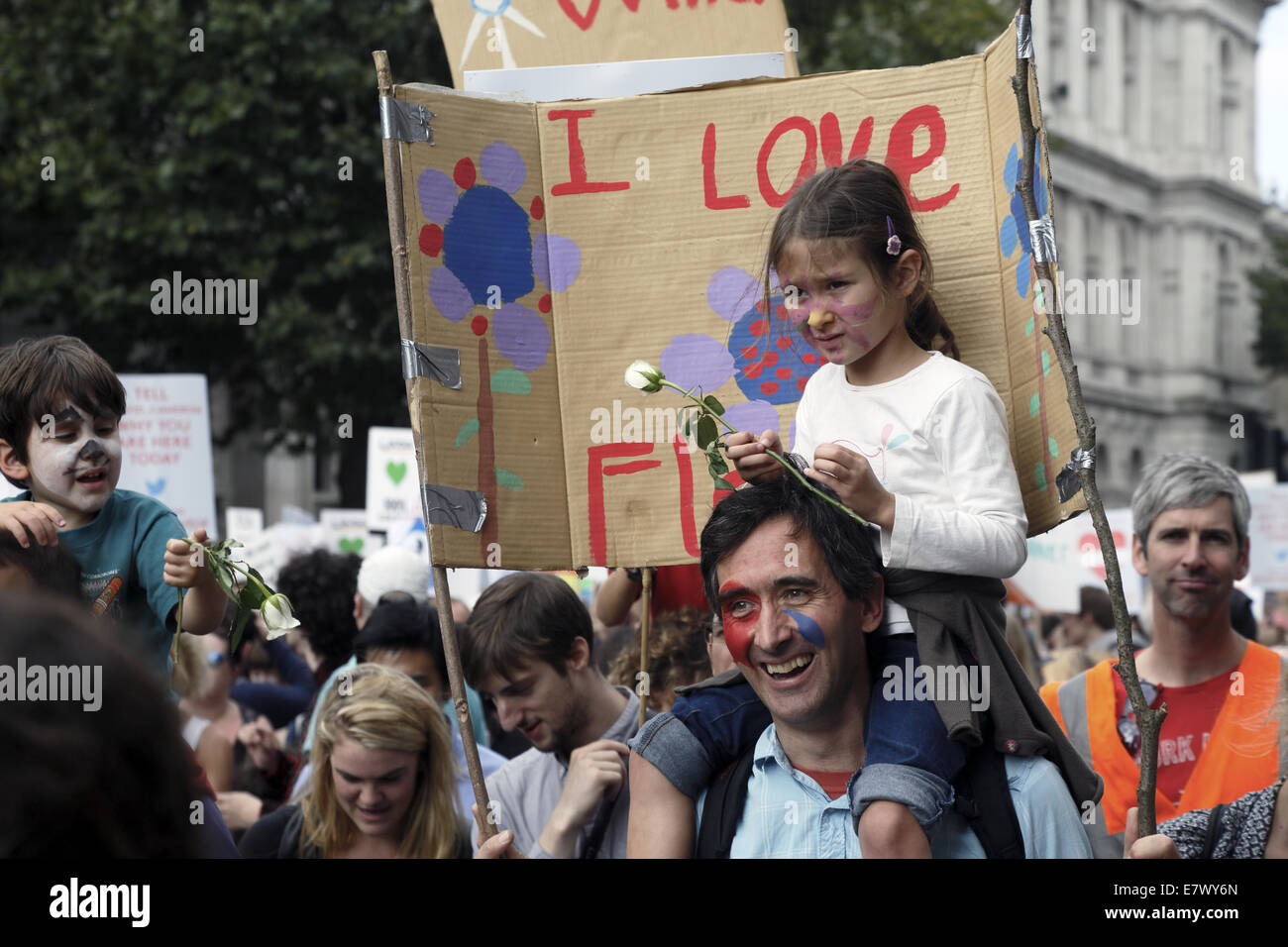London climate action hi-res stock photography and images - Alamy