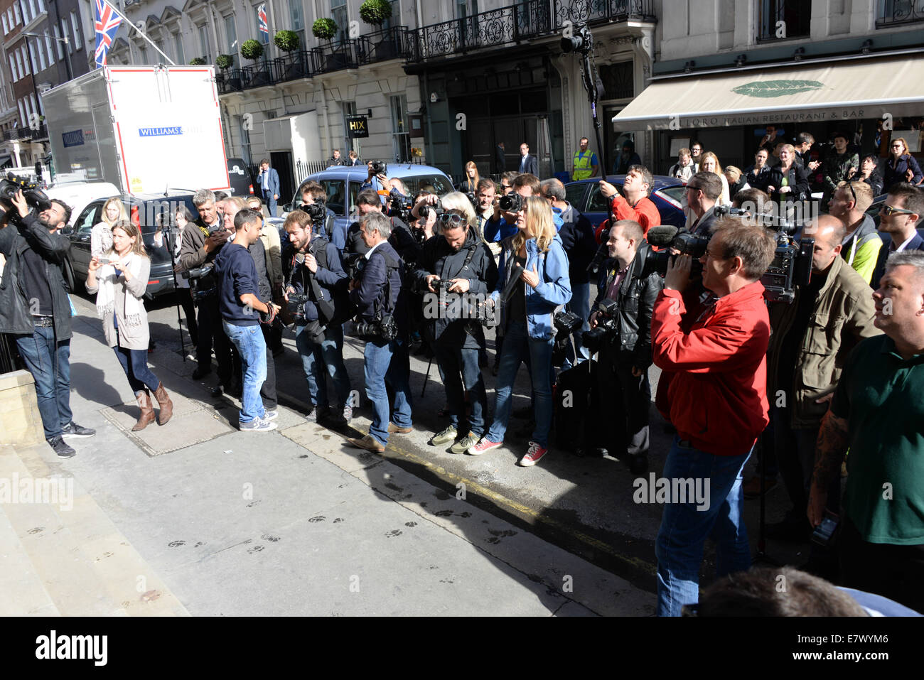 36 dover street hi-res stock photography and images - Alamy