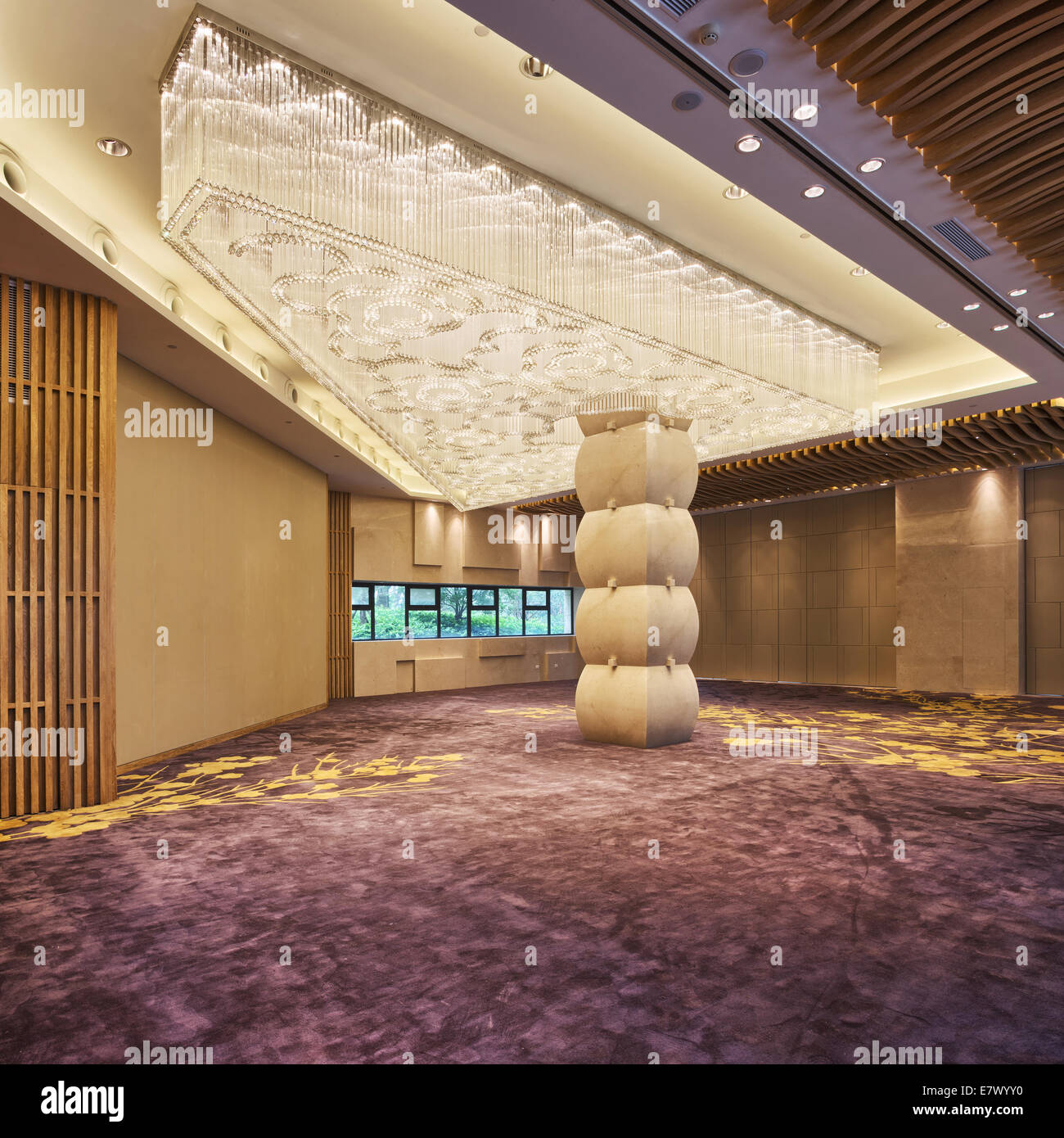 Office building glass window interior hi-res stock photography and ...