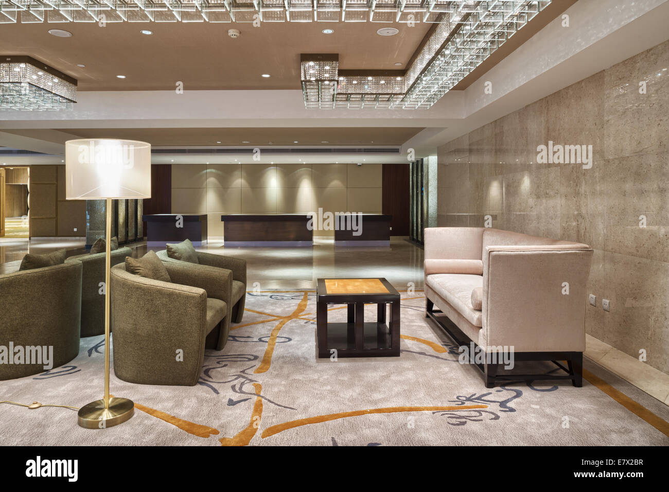 Office lobby empty hi-res stock photography and images - Alamy
