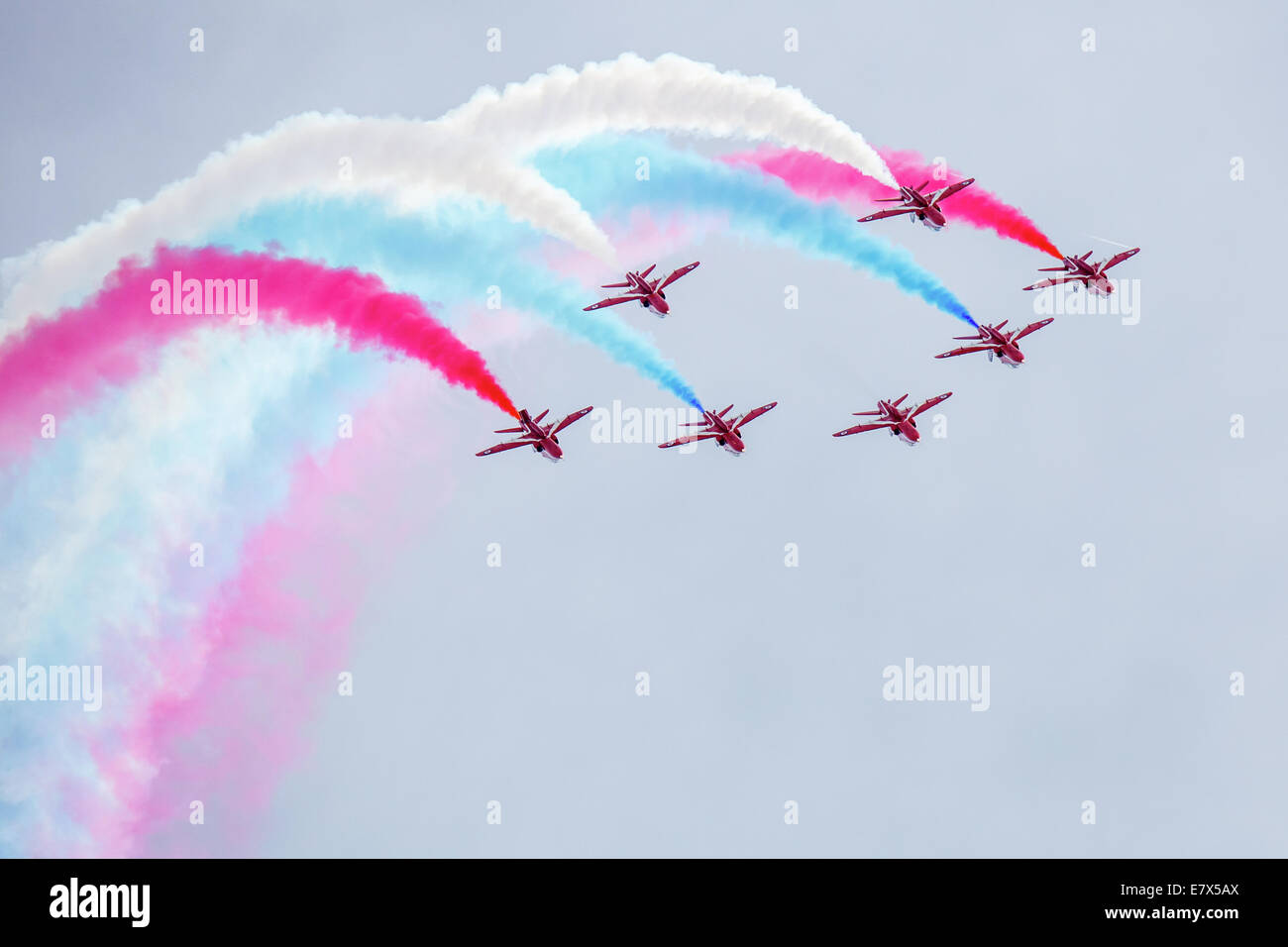 Red arrow formation hi-res stock photography and images - Alamy